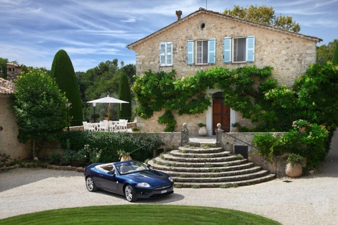 James Edition Archives - FirstClasse