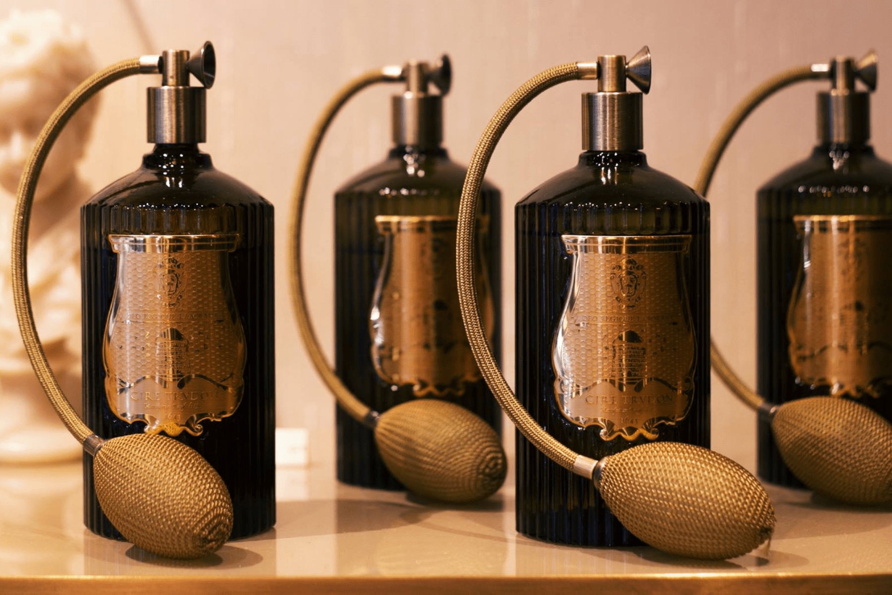 Complete Your Home With These Luxurious Room Sprays