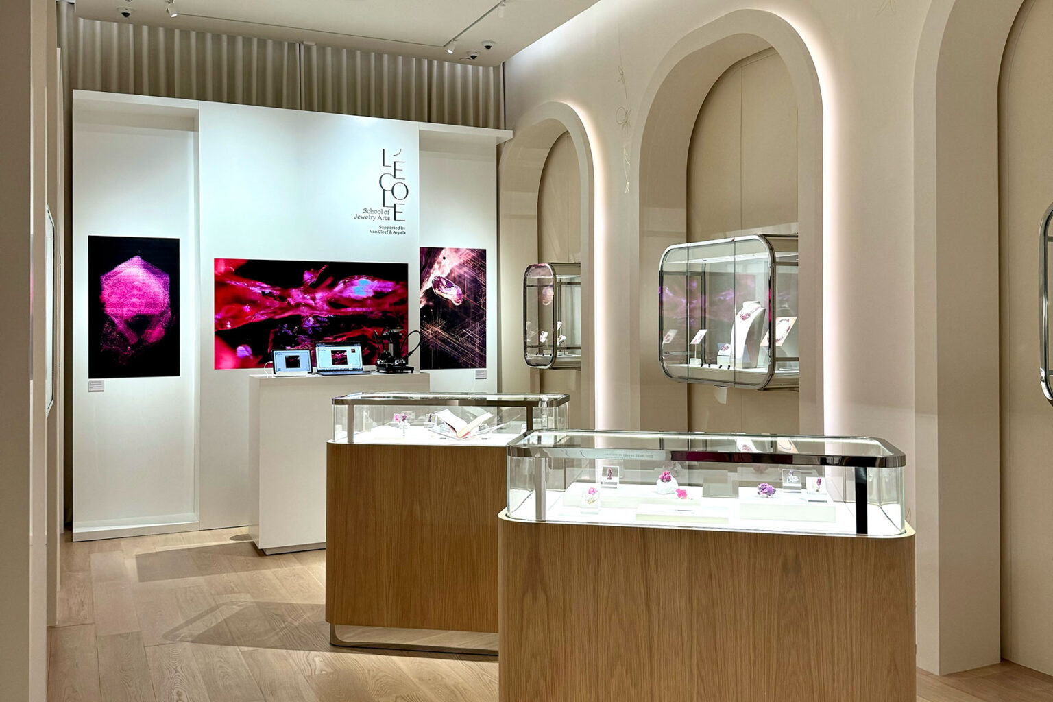 FirstClasse Malaysia | Luxury Lifestyle, Fashion, Travel, Dining & More