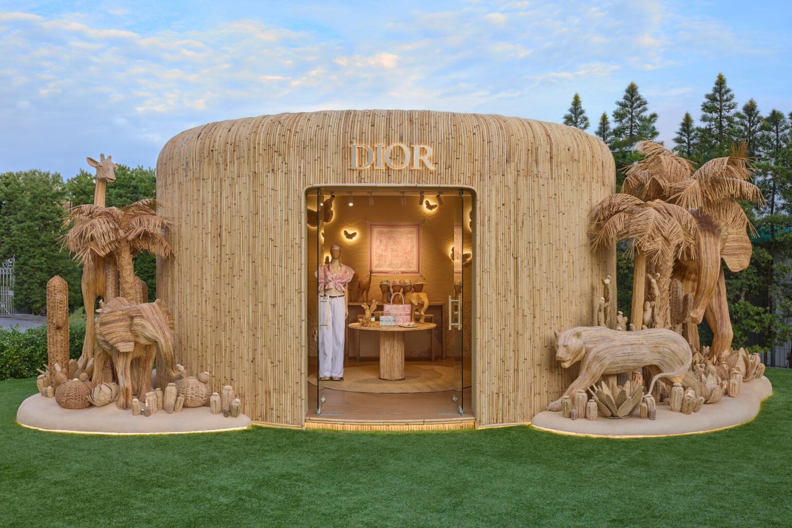 FirstClasse Malaysia | Luxury Lifestyle, Fashion, Travel, Dining & More